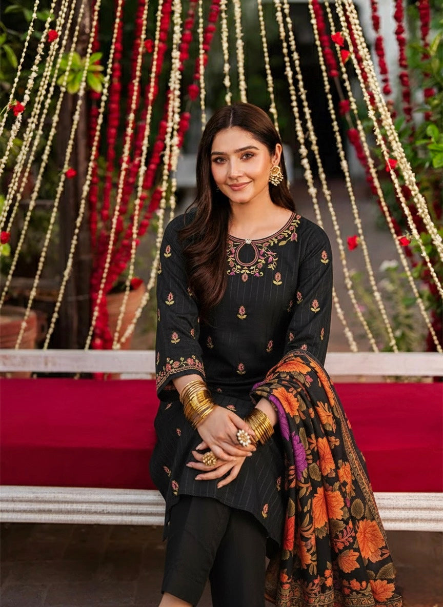 🔥WINTER’s DEMANDED ARTICLE 🔥– Khawaja Embroidery